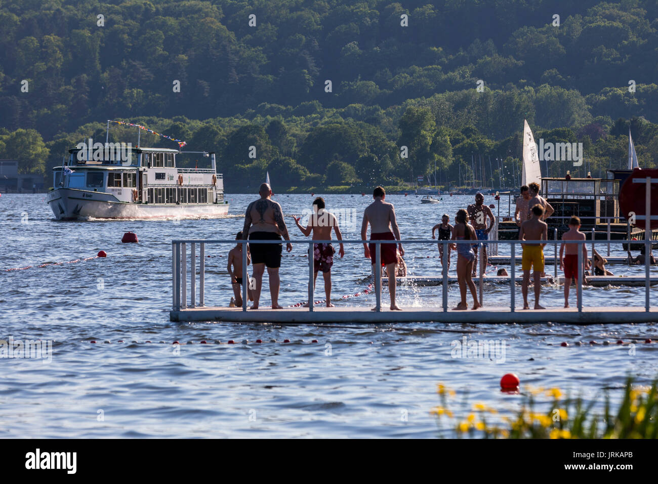 Seaside beach baldeneysee in essen hi-res stock photography and images ...