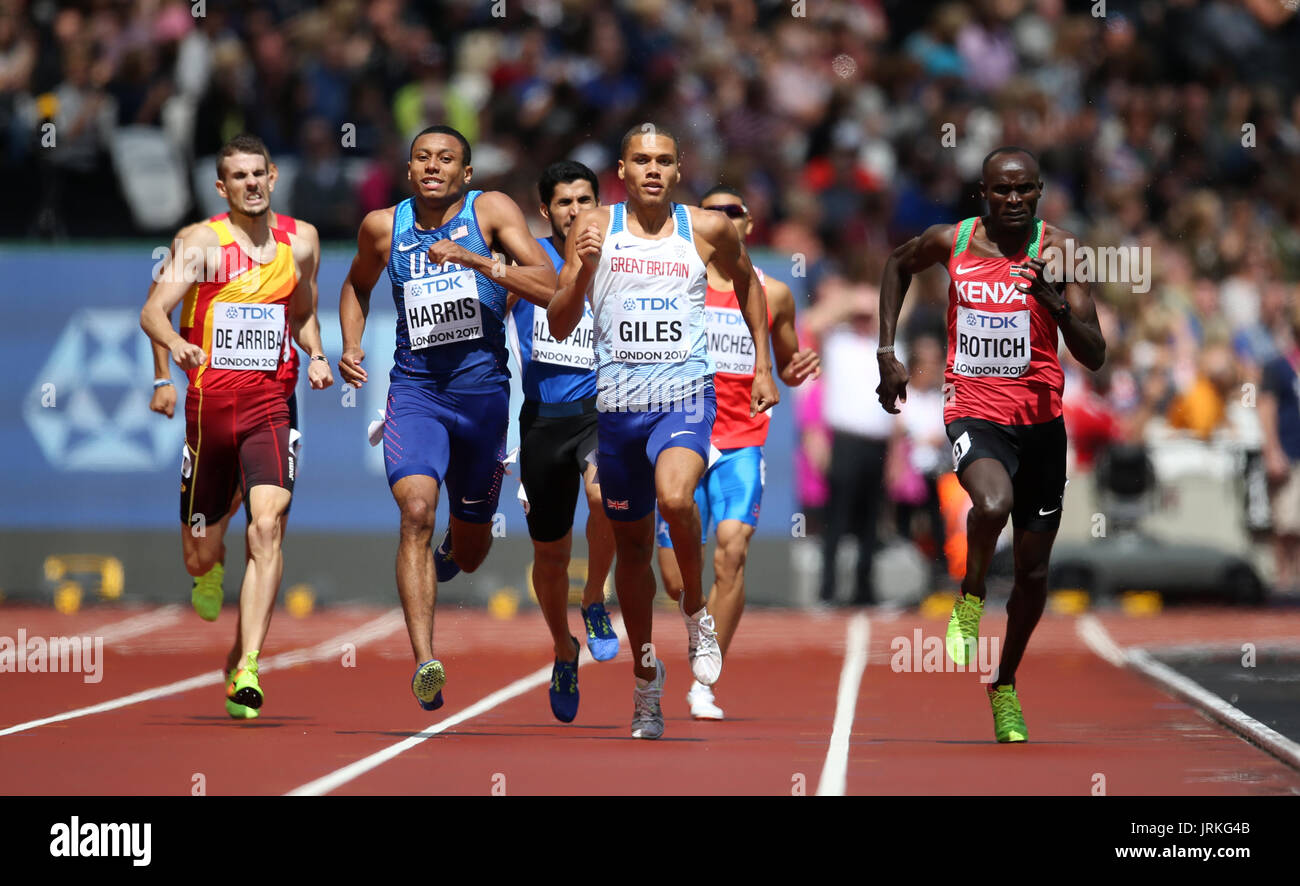 Great Britain's Elliot Giles (centre) in the 800m Men's heat three ...