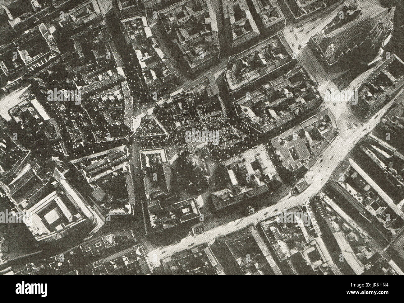 Propaganda leaflets hi-res stock photography and images - Alamy