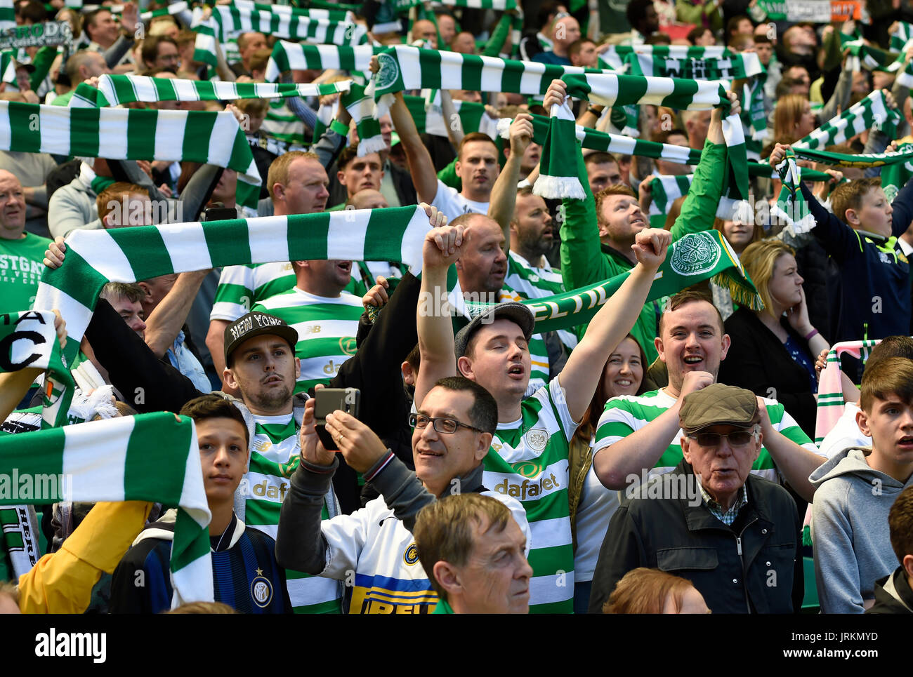 Celtic fans signing before the Ladbrokes Scottish Premiership match at ...