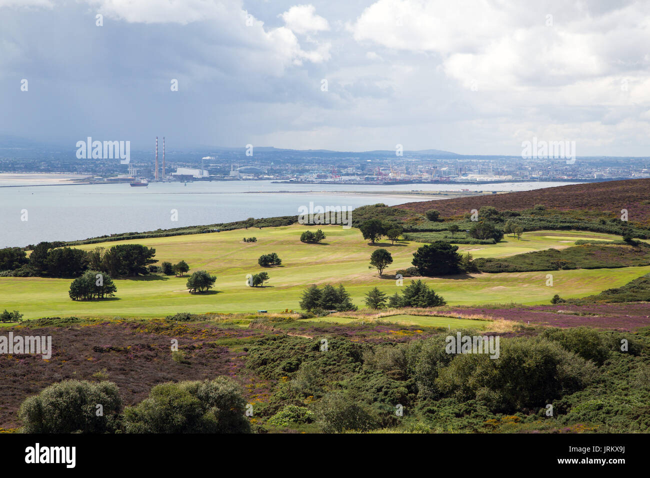 Distant docks hi-res stock photography and images - Alamy
