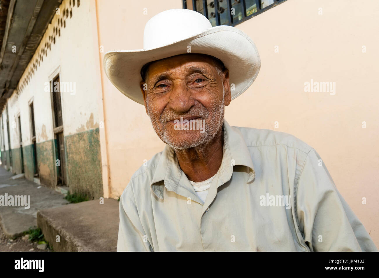 Honduras man smiling hi-res stock photography and images - Alamy