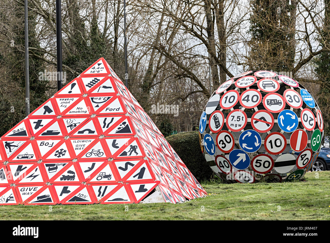 Magic roundabout hi-res stock photography and images - Alamy