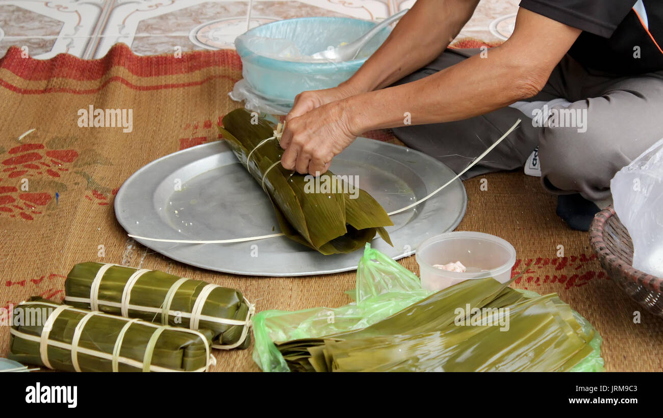 packing rice cake Stock Photo - Alamy