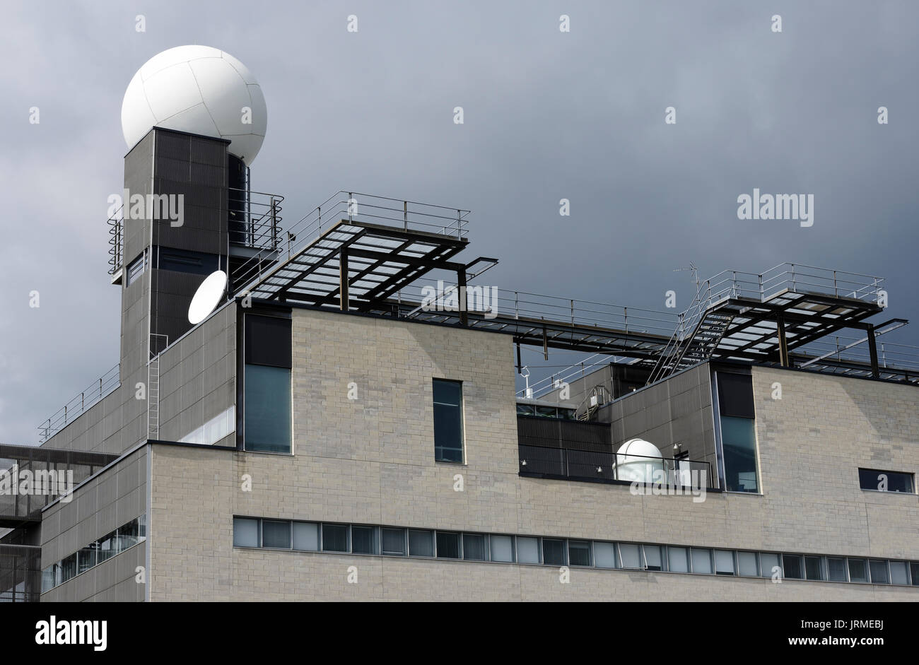 Meteorological weather radar station large hi-res stock photography and ...