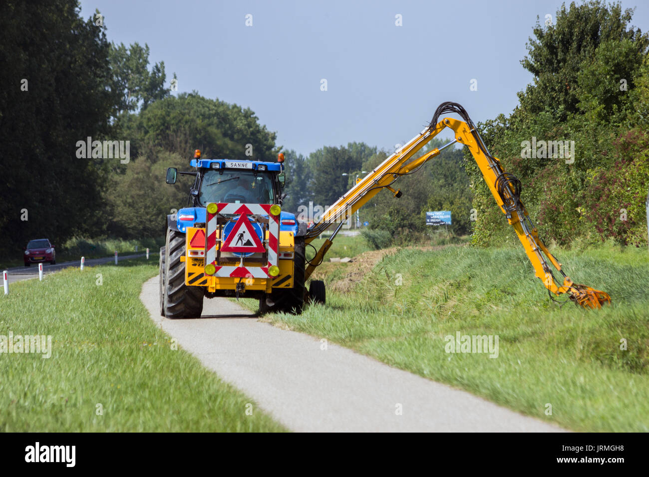 Shoulder mower hi-res stock photography and images - Alamy