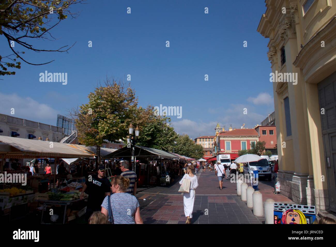 Tourists shopping at traditional outdoor market, Nice, France Stock ...