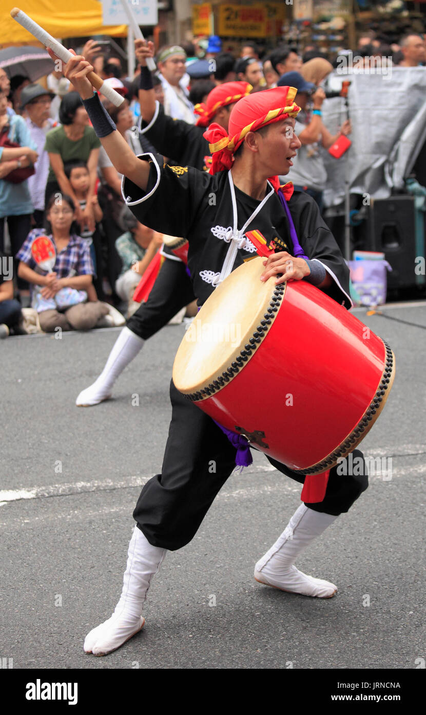 Taiko drummer japan hi-res stock photography and images - Alamy