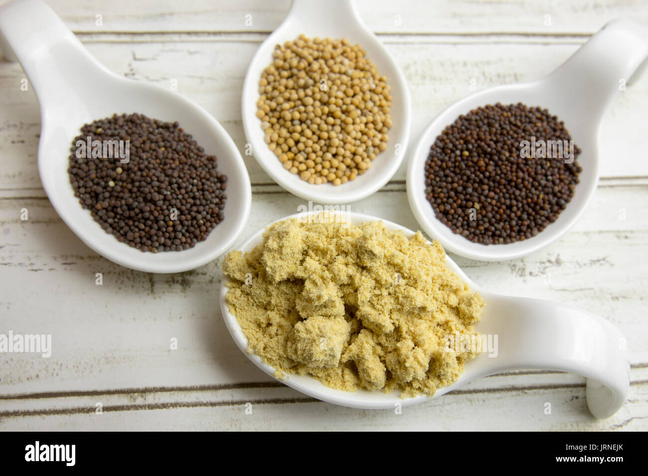 Mustard powder hi-res stock photography and images - Alamy