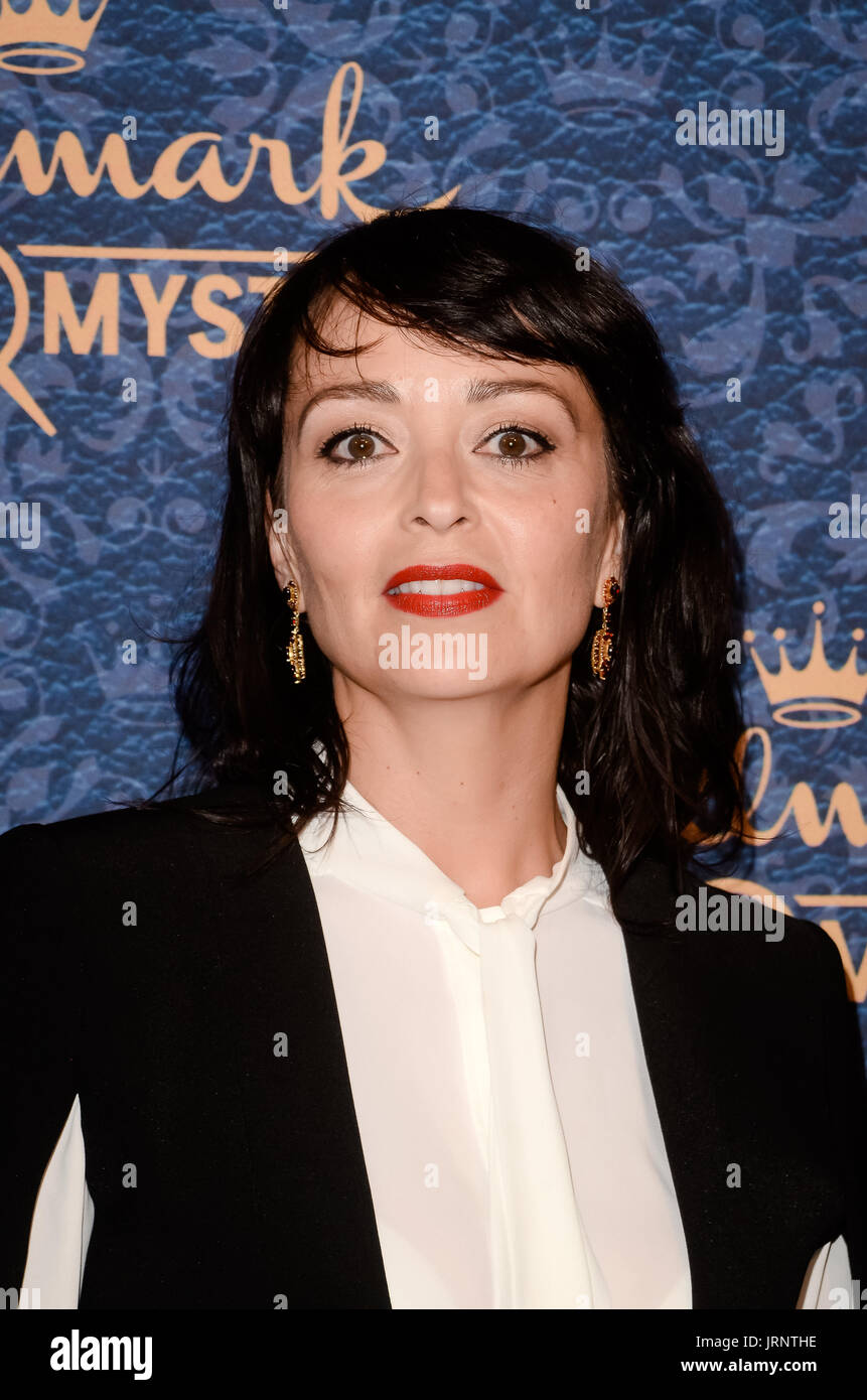 Sarah strange hi-res stock photography and images - Alamy