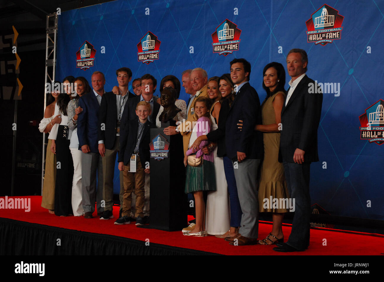 Canton, Ohio, USA. August 5th, 2017: Jerry Jones and family during the ...