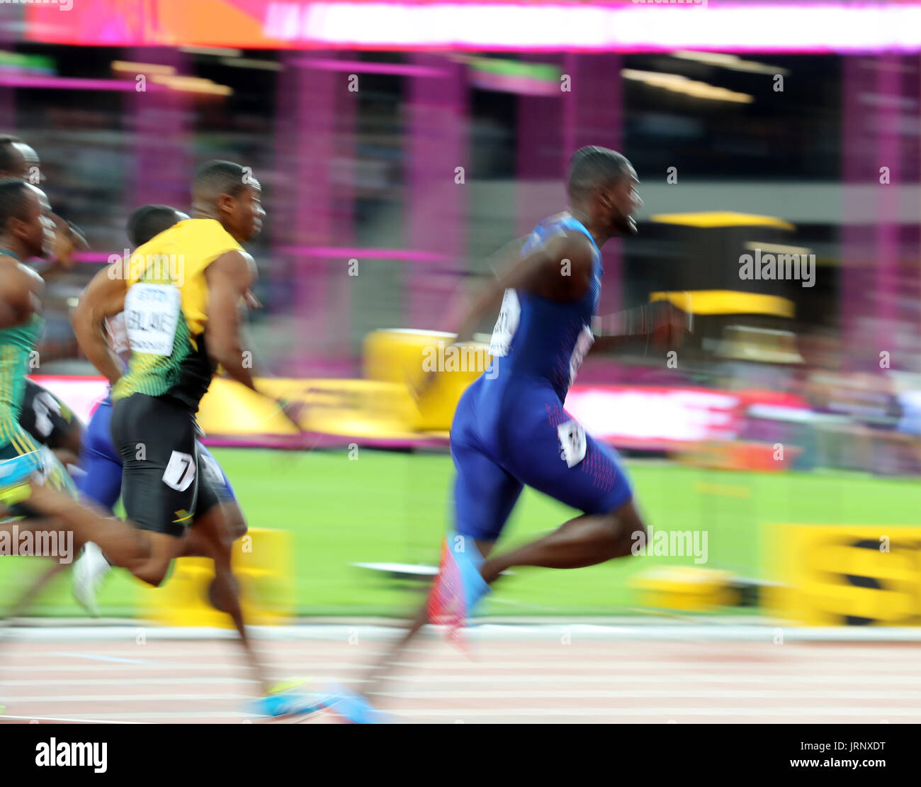 Mens 100 meter hi-res stock photography and images - Alamy