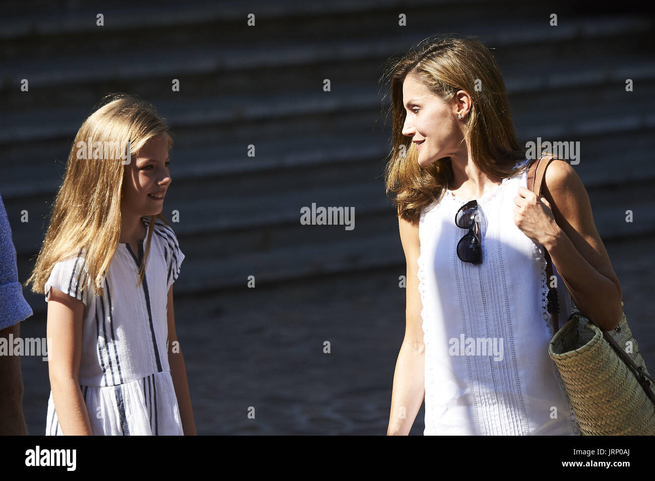 Soller, Baleares, Spain. 6th Aug, 2017. Princess Sofia, Queen Letizia ...