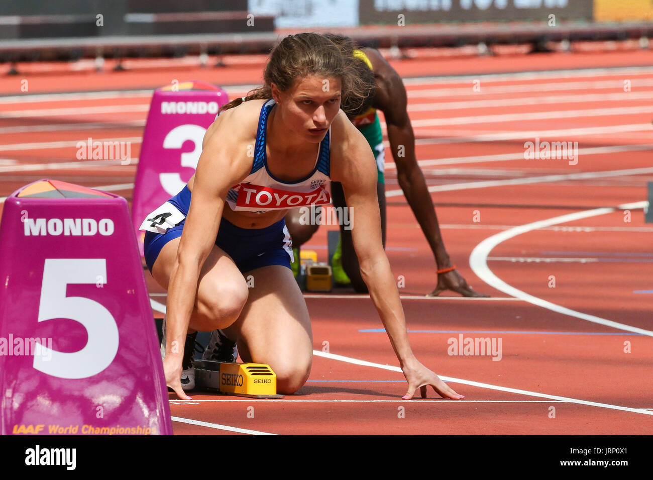 London, UK. 6th August, 2017. Zoey Clark at the start of heat five of ... London, UK. 6th August, 2017. Zoey Clark at the start of heat five of ...