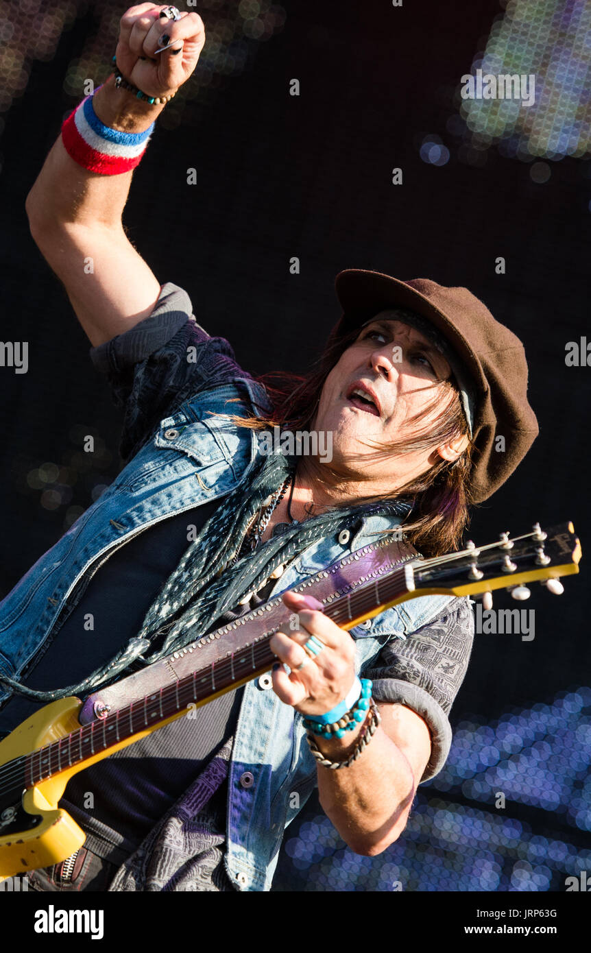 Wacken, Germany. 5th Aug, 2017. Guitarist Ryan Roxie from the US band ...