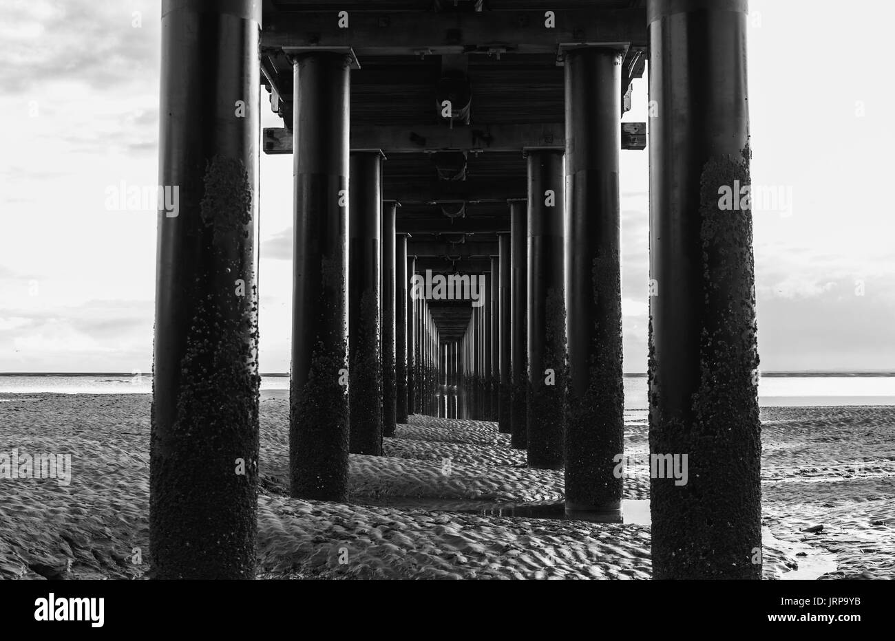 Pontoon wharf quay pier jetty hi-res stock photography and images - Alamy