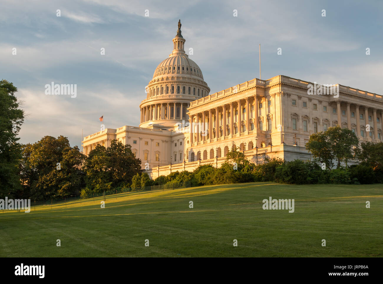 U s capitol senate windows hi-res stock photography and images - Alamy