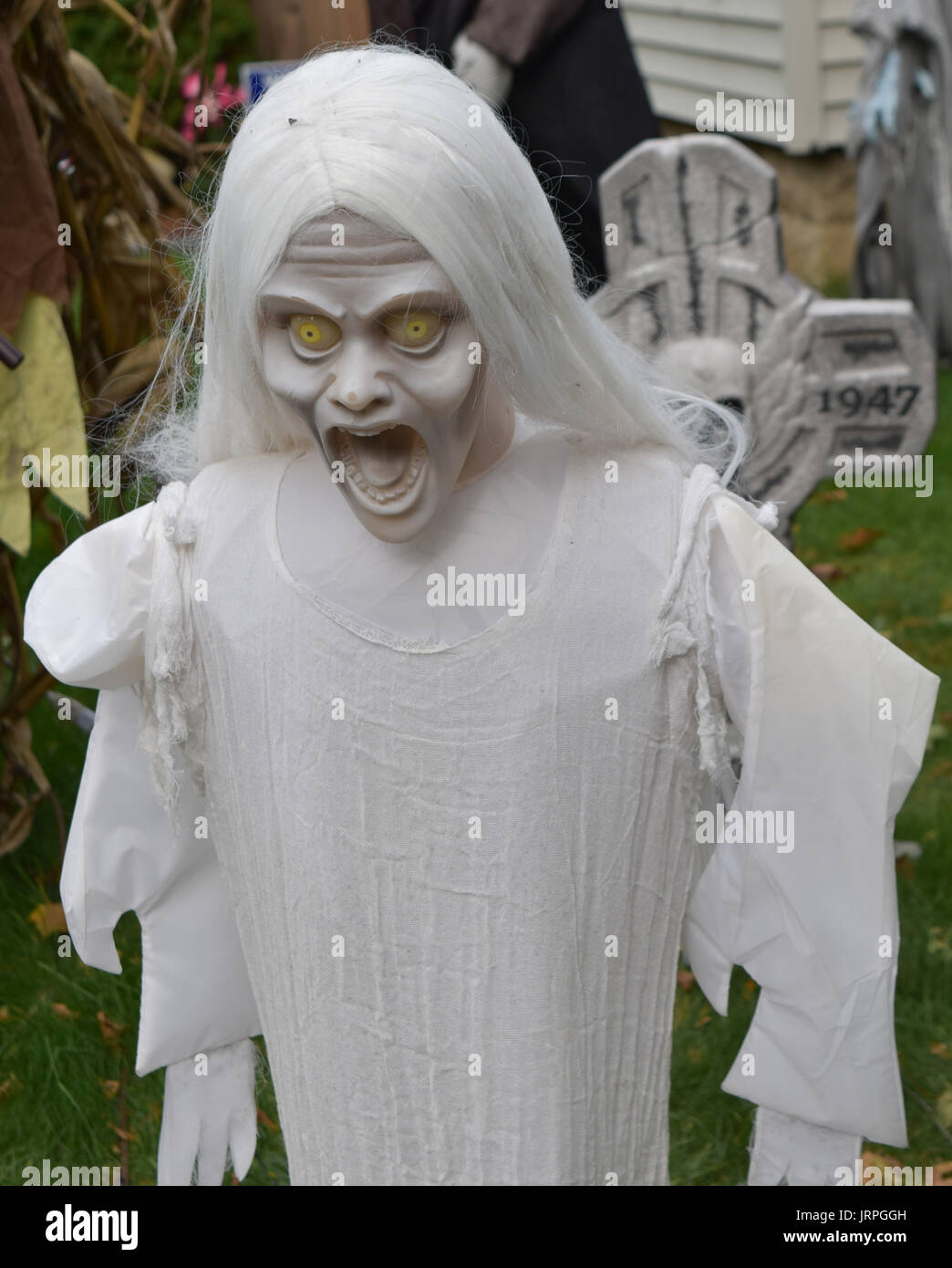 Wraith scary hi-res stock photography and images - Alamy