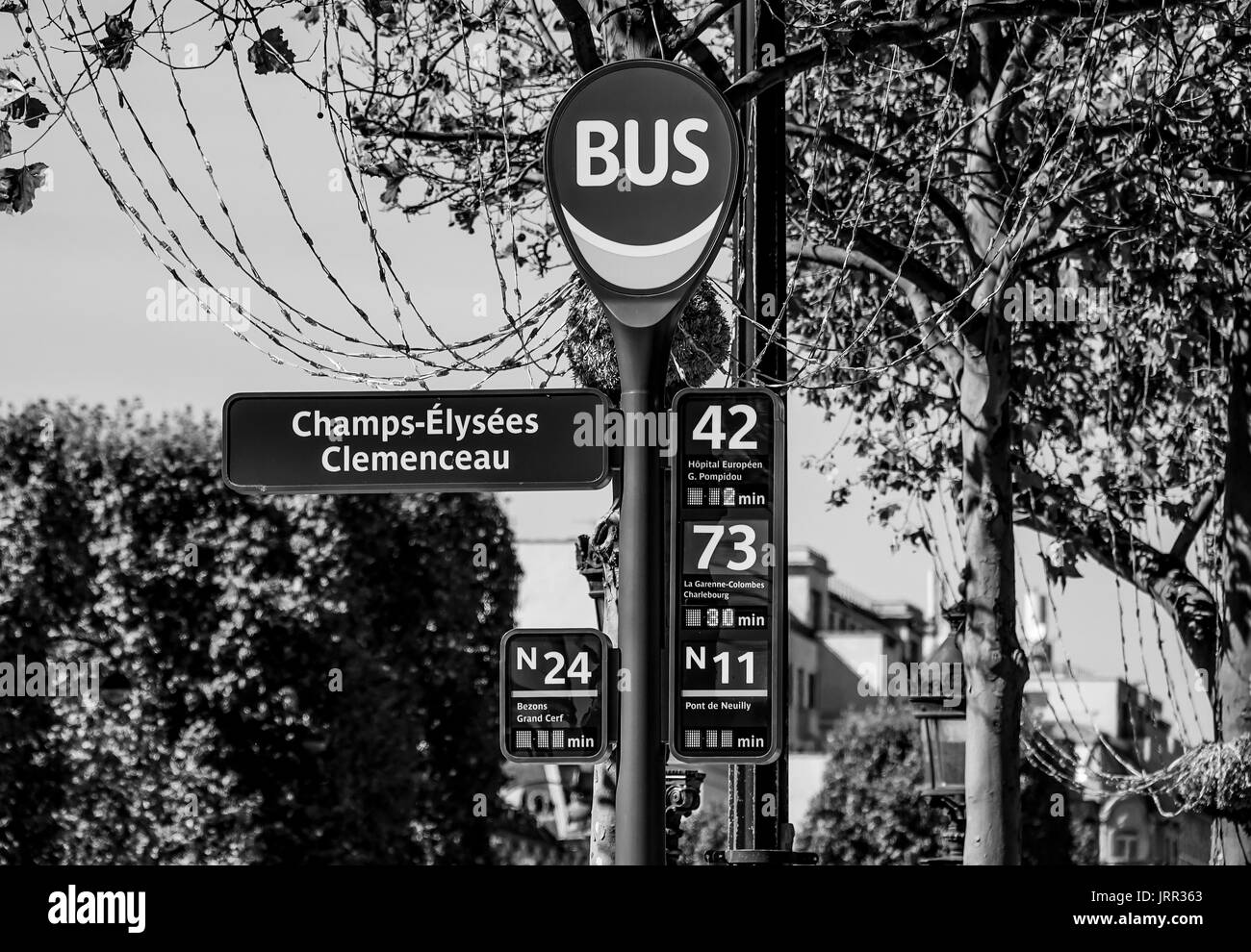 Bus stop champs elysees hi-res stock photography and images - Alamy