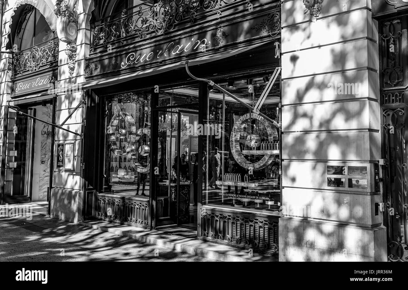 Guerlain paris hi-res stock photography and images - Alamy