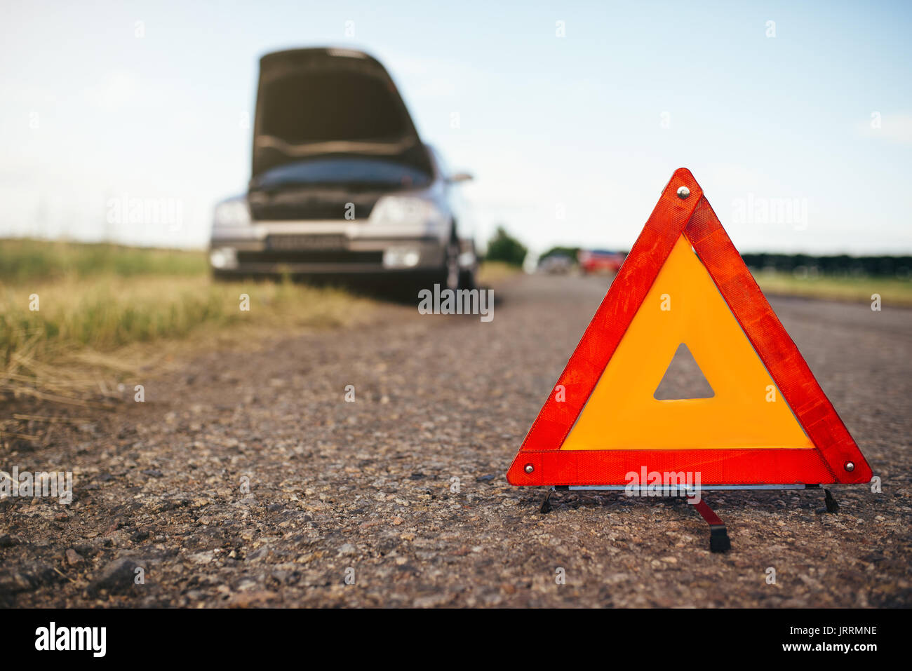 Breakdown triangle hi-res stock photography and images - Alamy