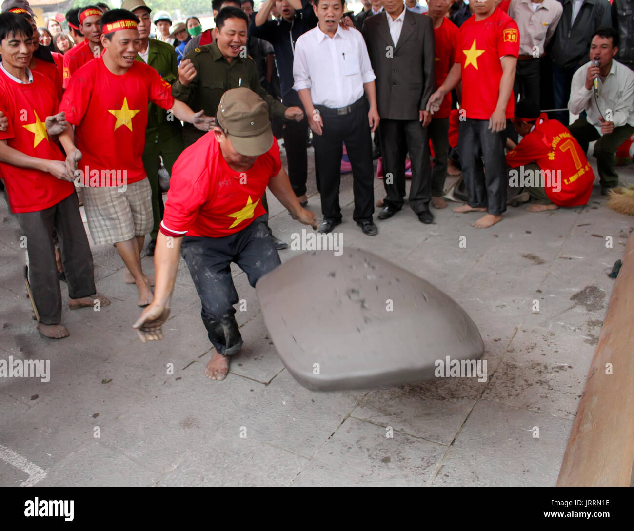 Vietnamese traditional games hi-res stock photography and images - Alamy