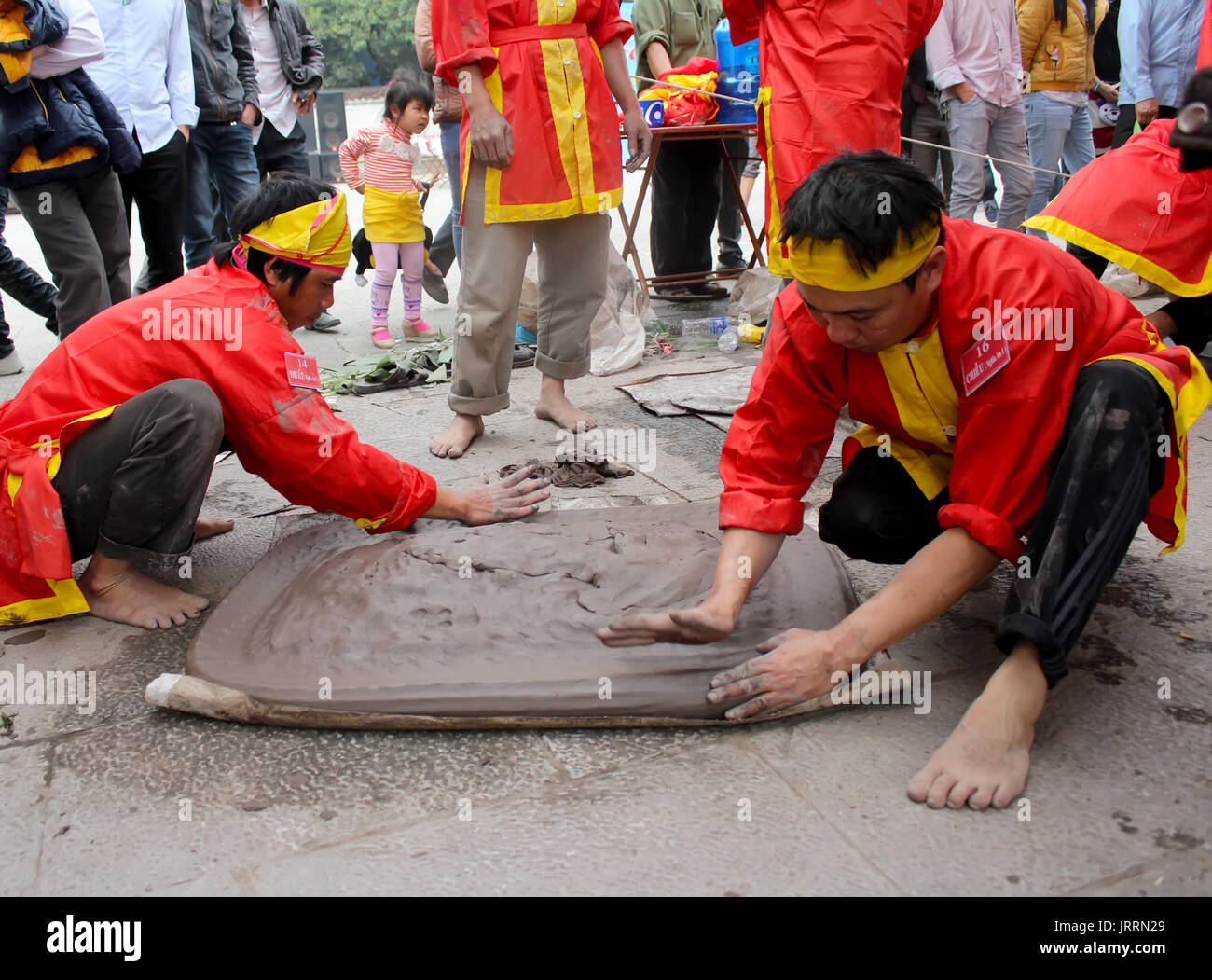 HAI DUONG, VIETNAM, February, 25: Vietnamese farmers play firecracker ...