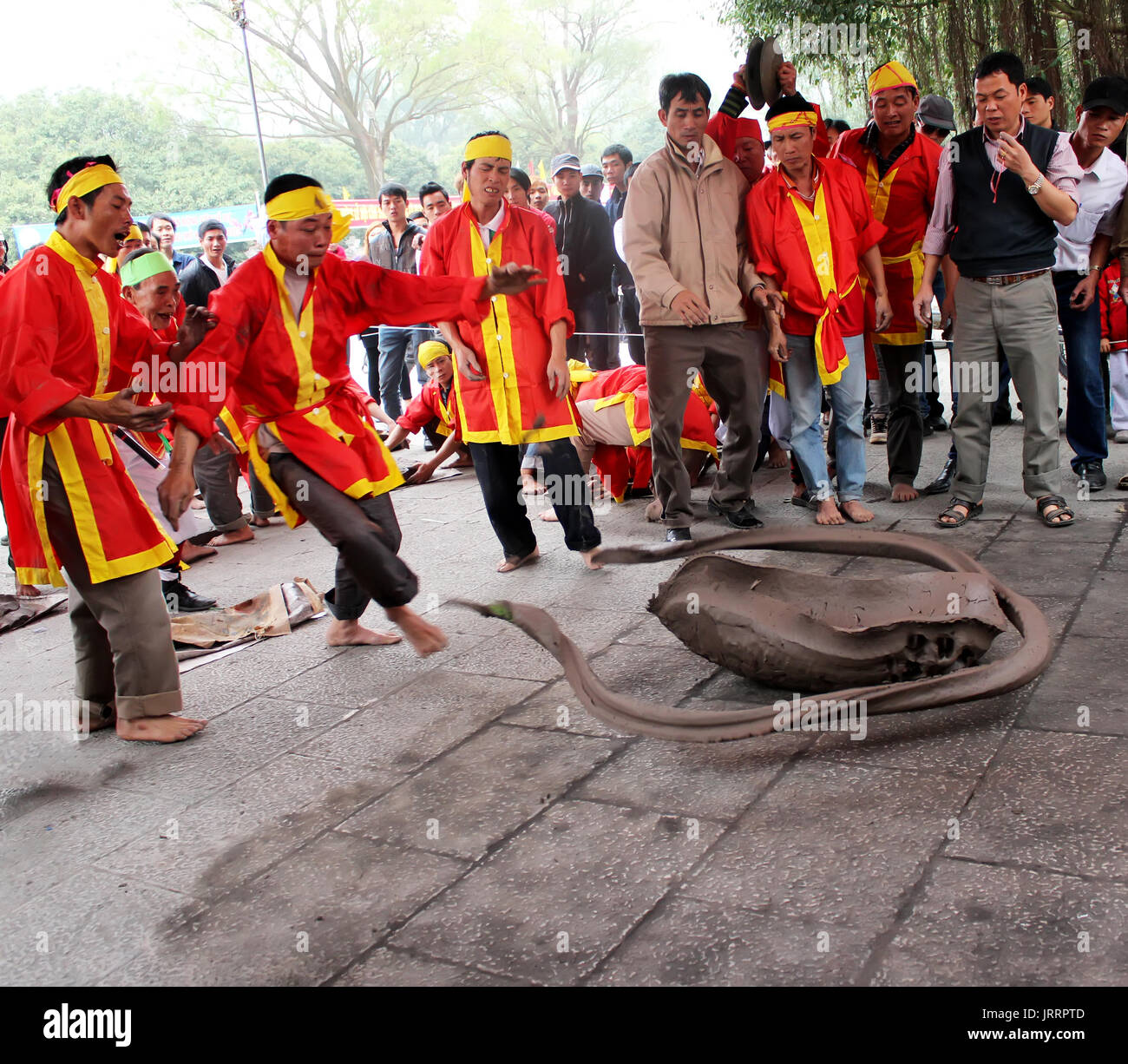 Firecracker china hi-res stock photography and images - Alamy