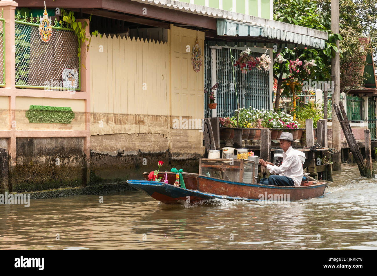 Thonburi klongs bangkok hi-res stock photography and images - Alamy