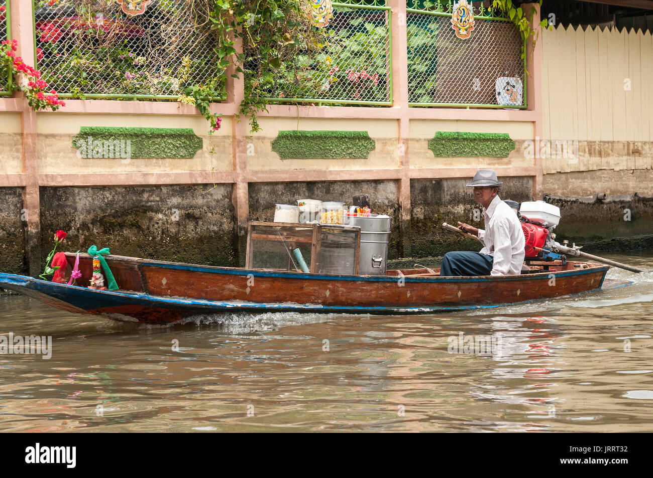 Thonburi klongs bangkok hi-res stock photography and images - Alamy