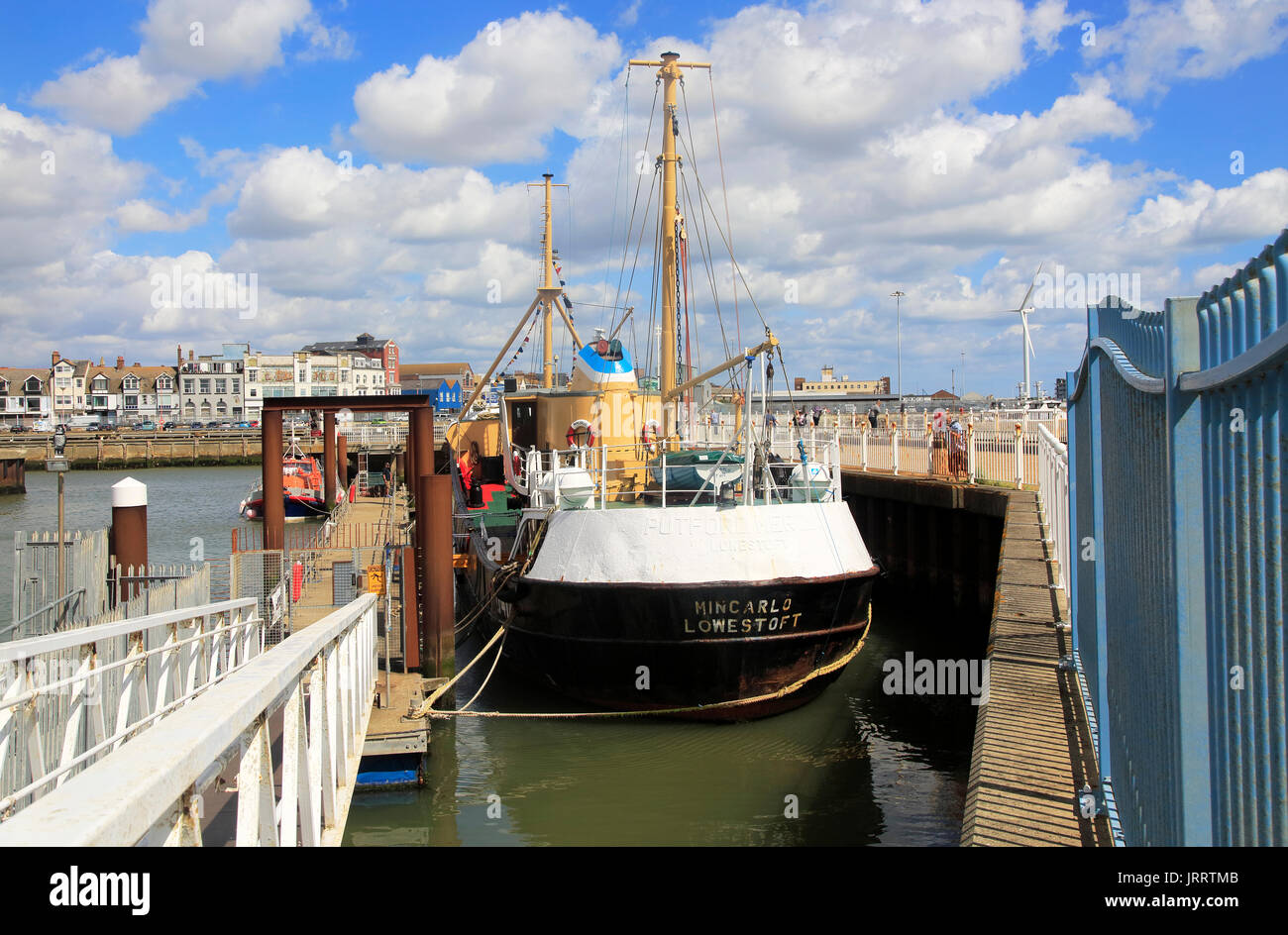 Lowestoft trawler hi-res stock photography and images - Alamy