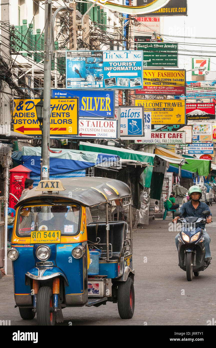 Bangkok Road Signs High Resolution Stock Photography and Images - Alamy