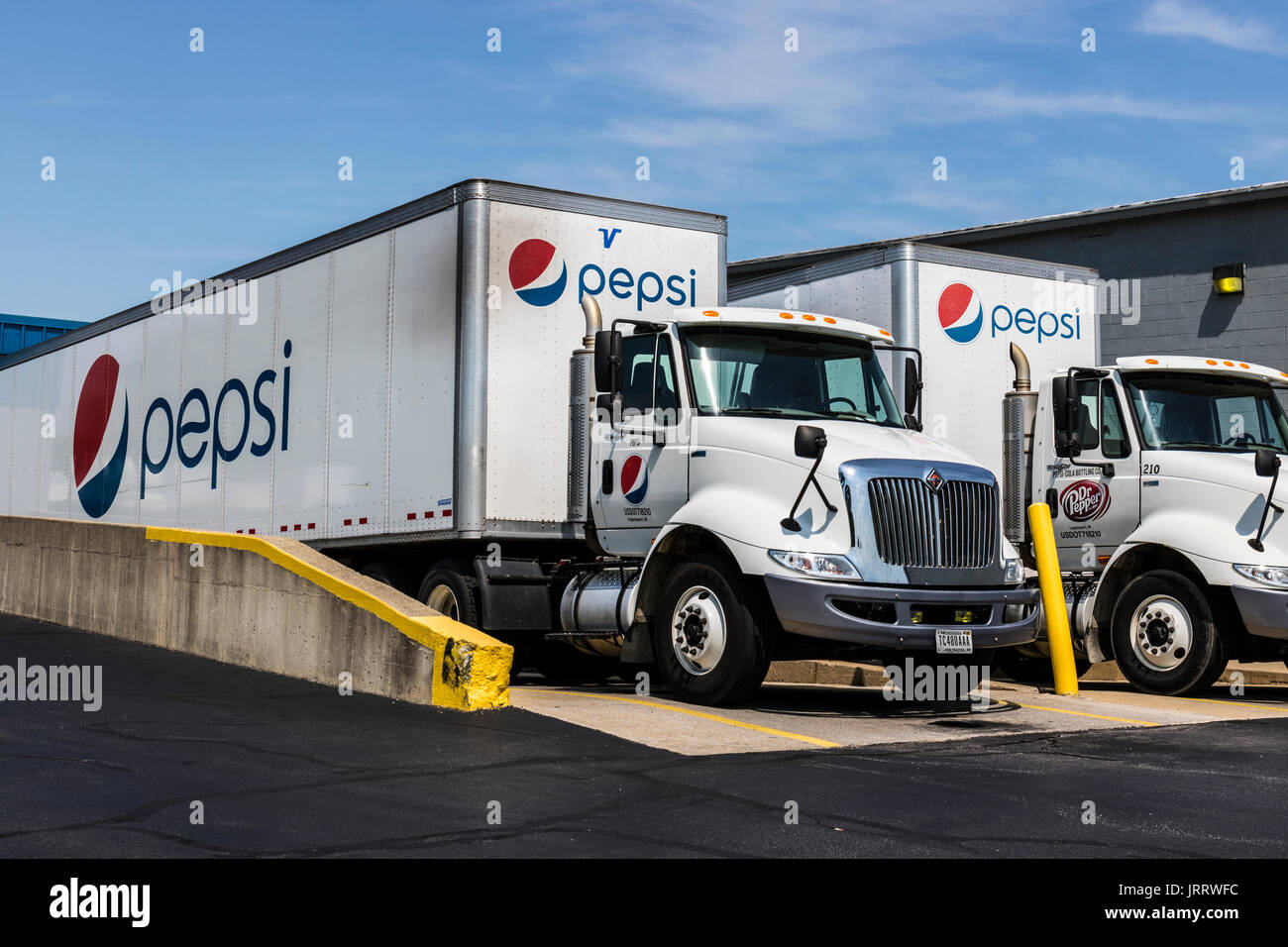 Pepsi signage hi-res stock photography and images - Alamy