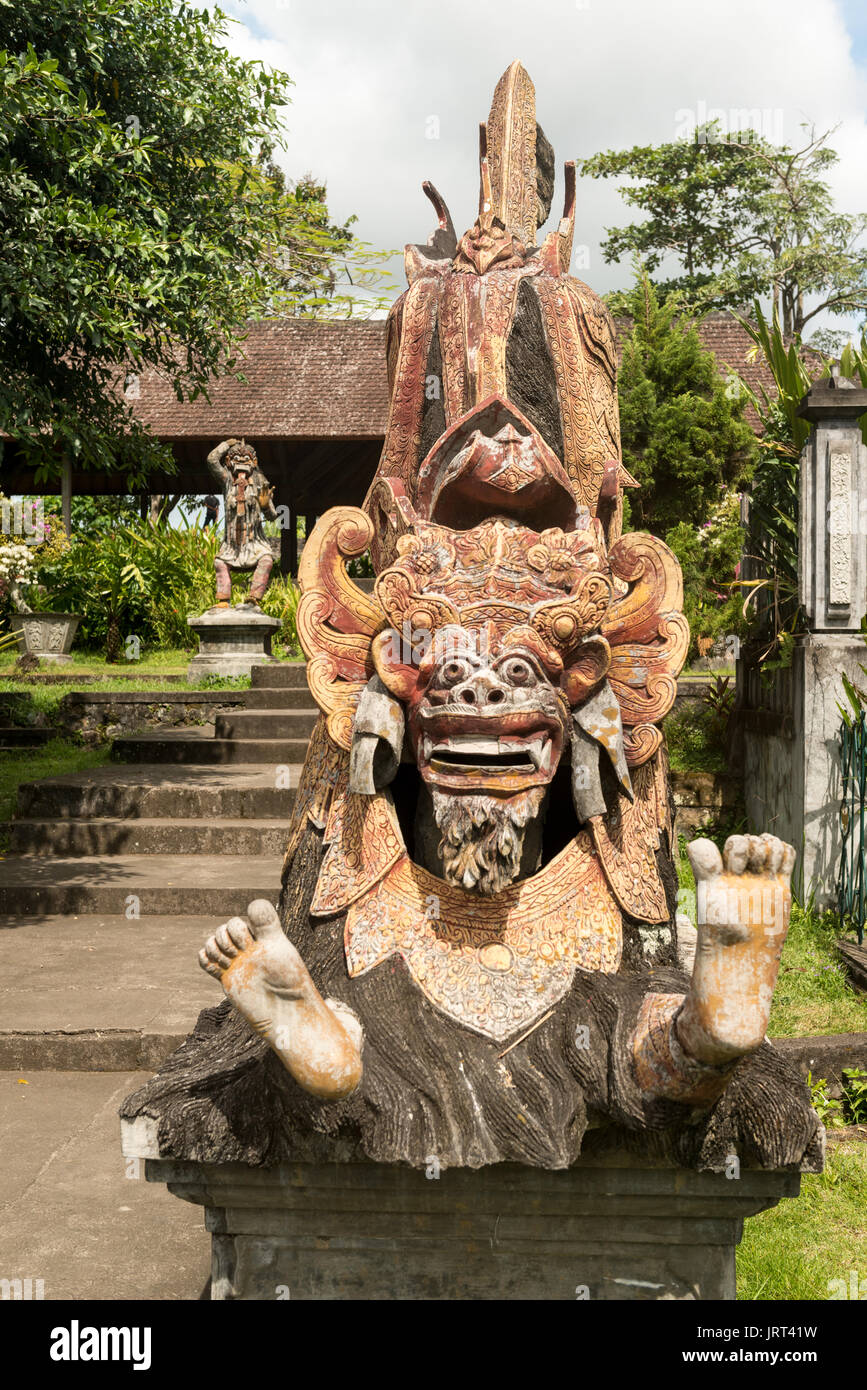 Traditional Balinese God statue Stock Photo - Alamy