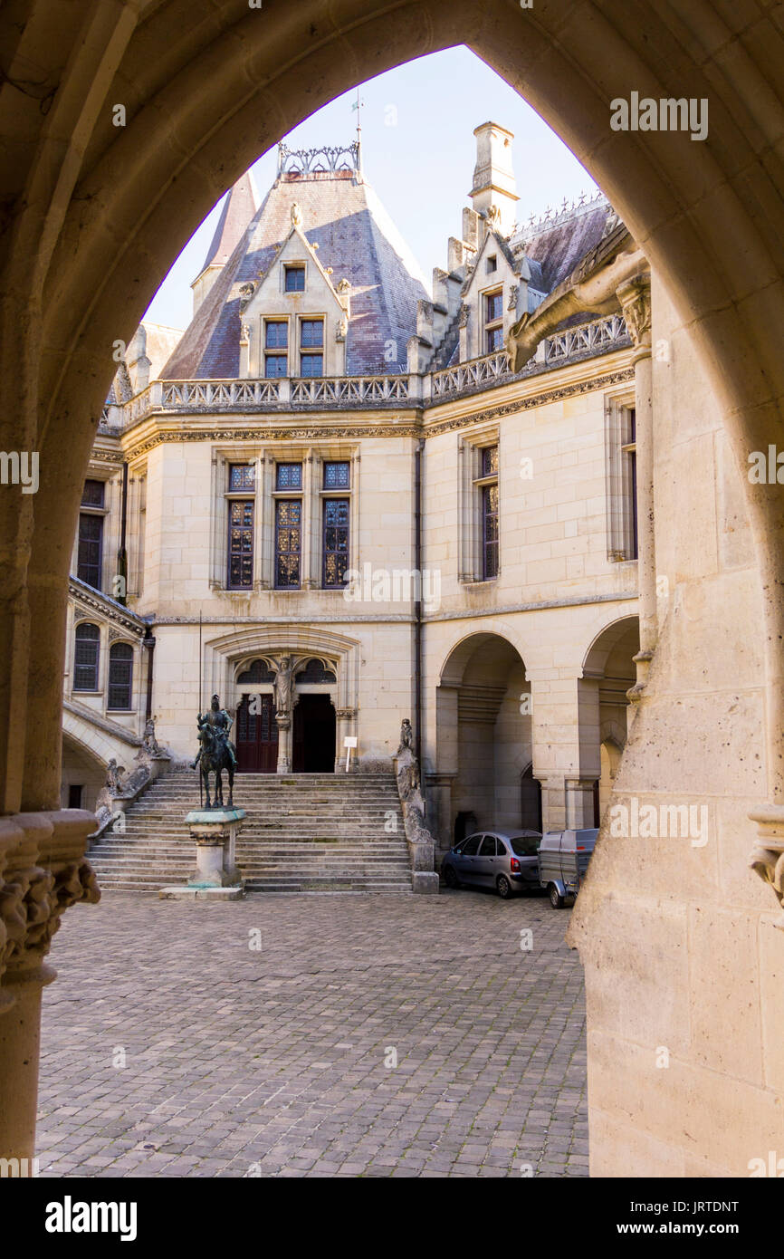 Medieval castle of Pierrefonds, Picardy, France. Arch to interior ...