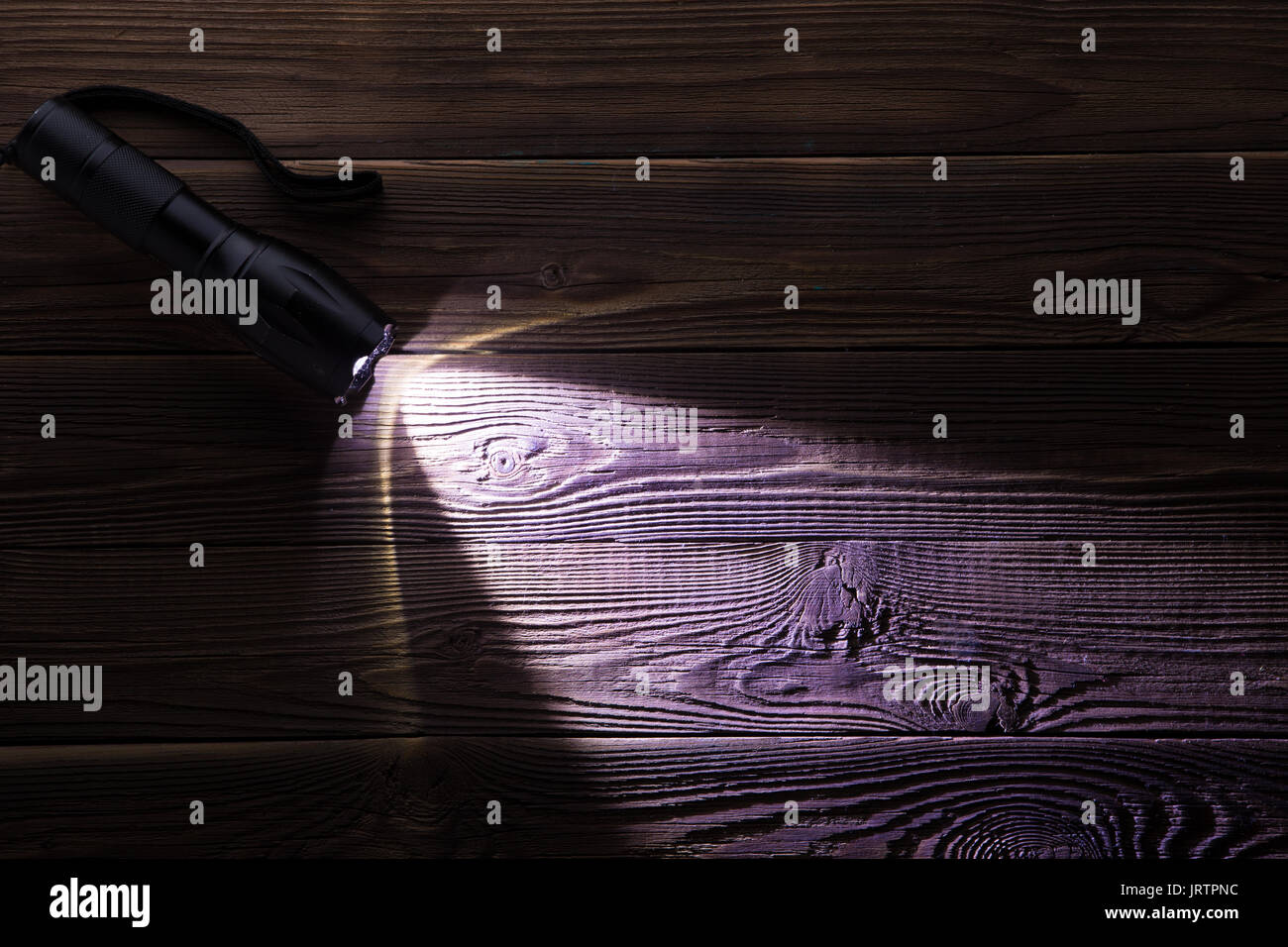 Wooden texture with glowing flashlight Stock Photo - Alamy