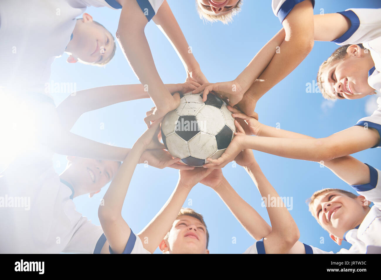 Team spirit sport hi-res stock photography and images - Alamy