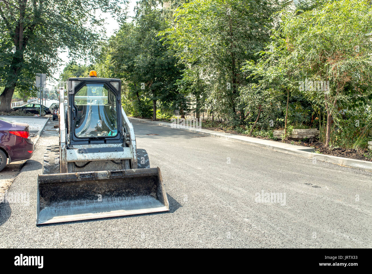 Bulldozer track hi-res stock photography and images - Alamy