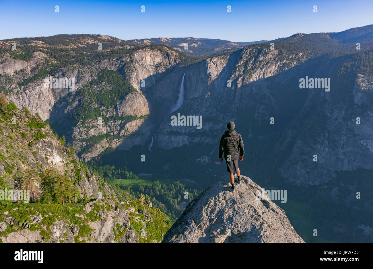 Panoramic views from Glacier Point of Yosemite Falls. Standing on a ...