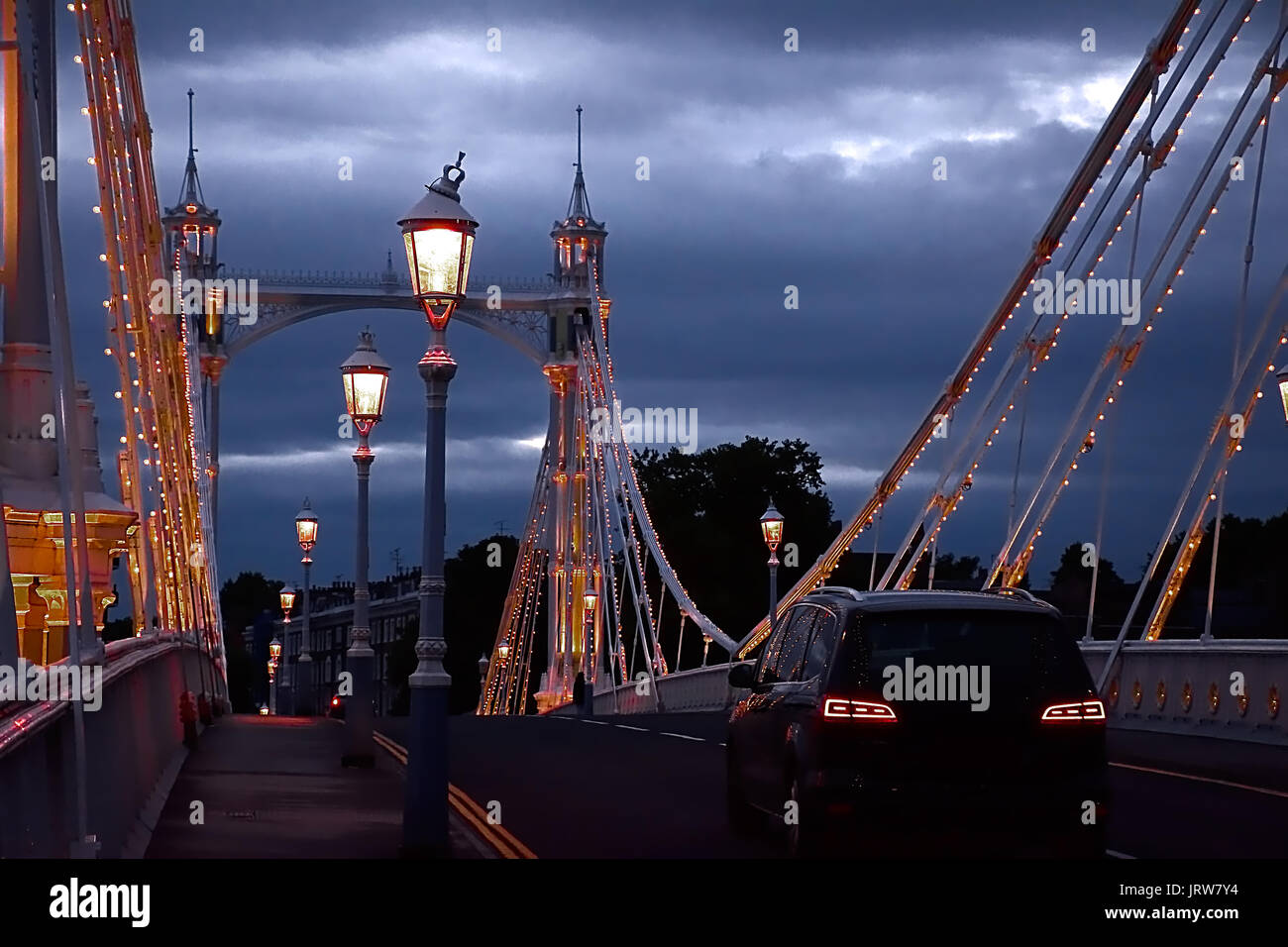London , Albert bridge dusk Stock Photo - Alamy