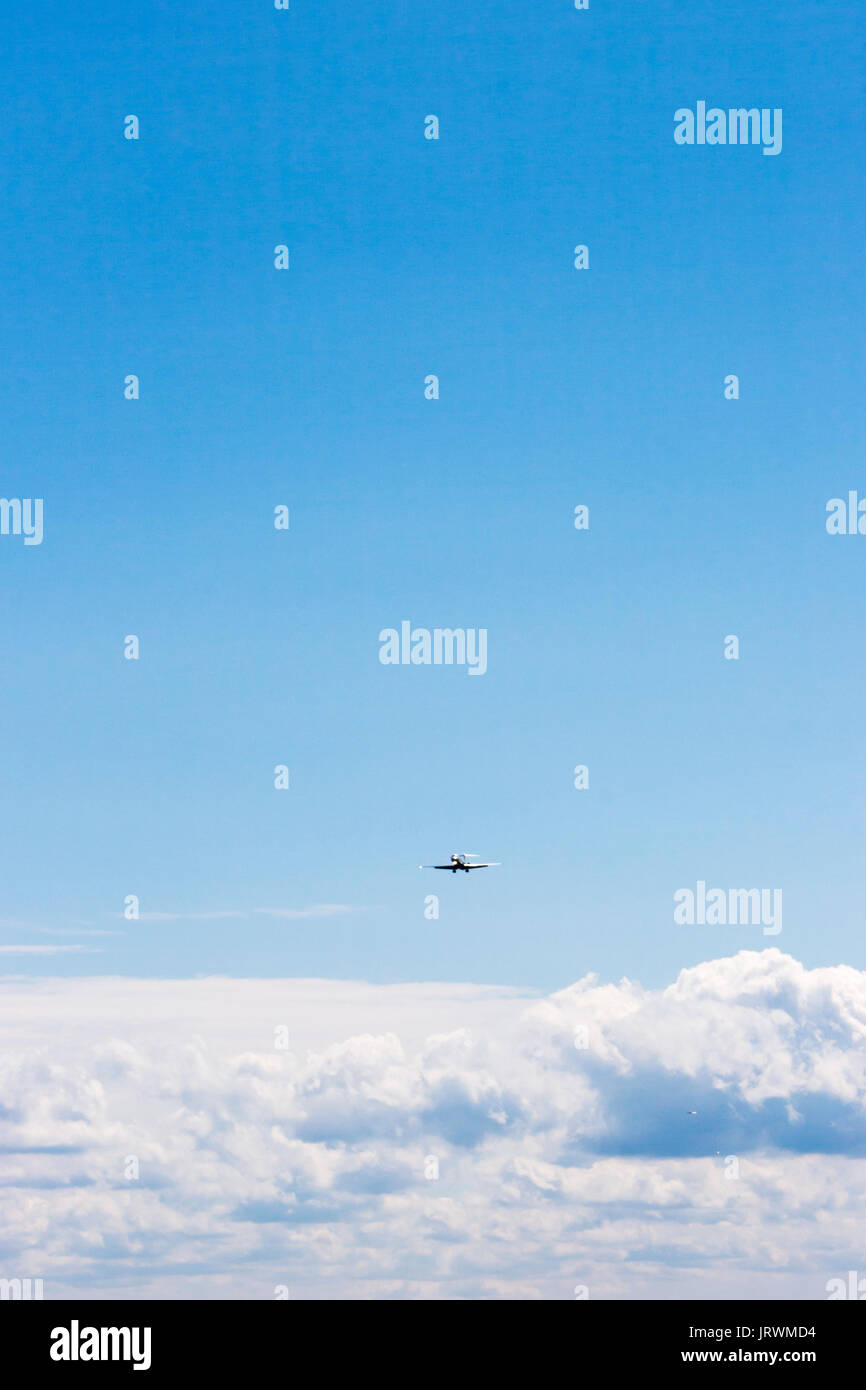 Soaring above clouds hi-res stock photography and images - Alamy