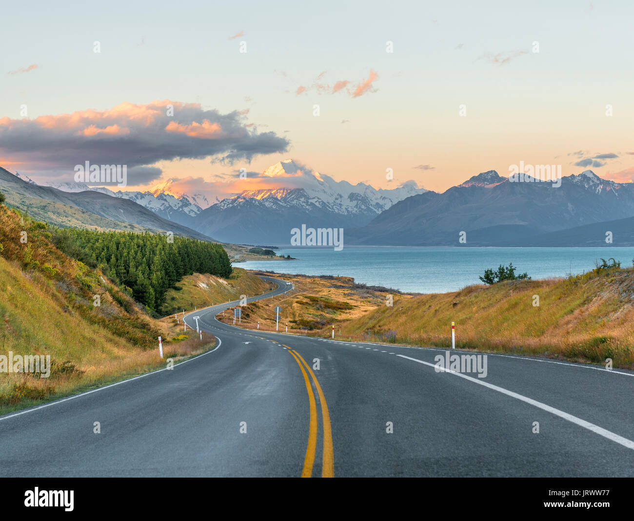 Road with view of Mount Cook, sunset, Lake Pukaki, Mount Cook National ...