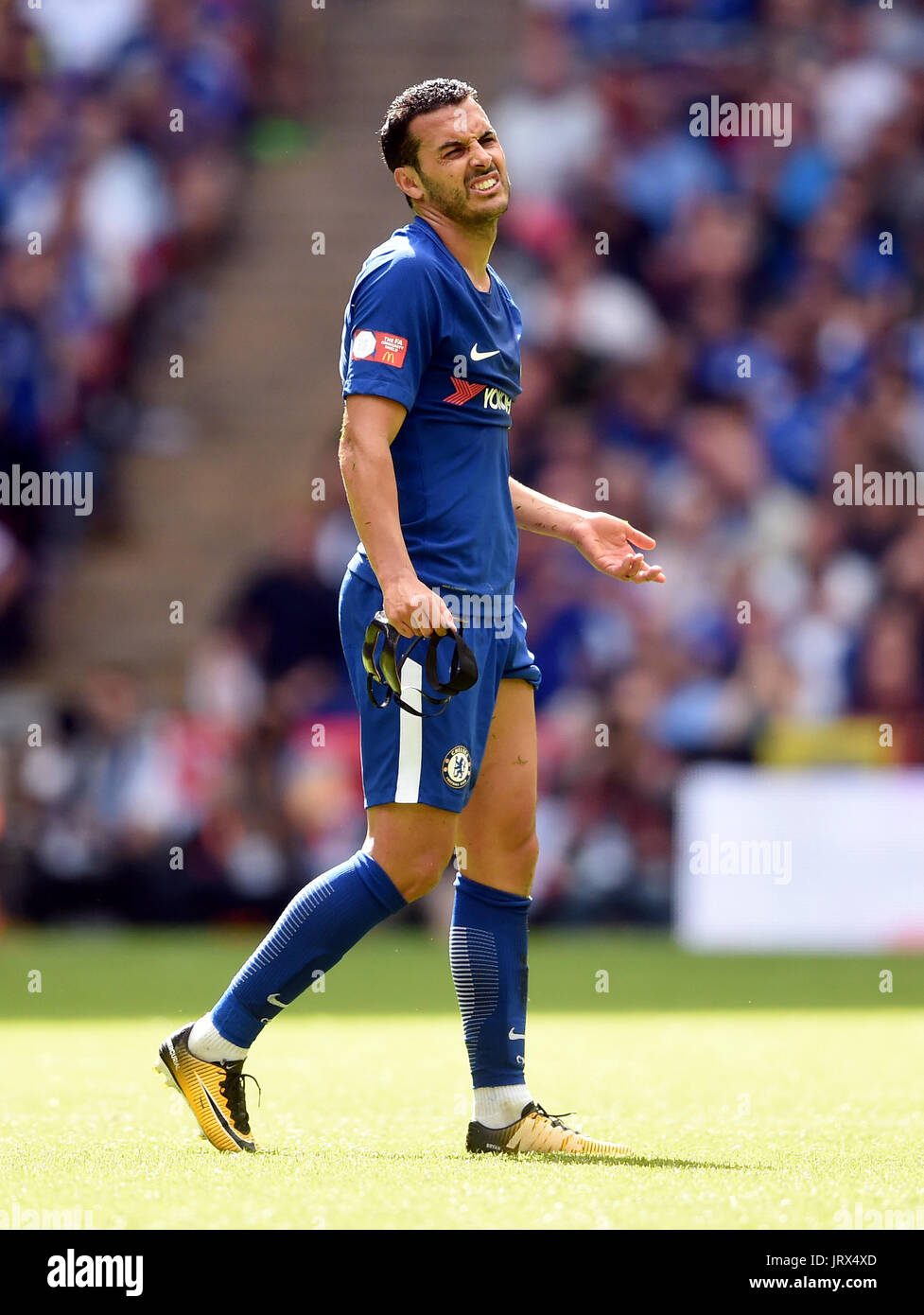 Football sending off red card hi-res stock photography and images - Alamy
