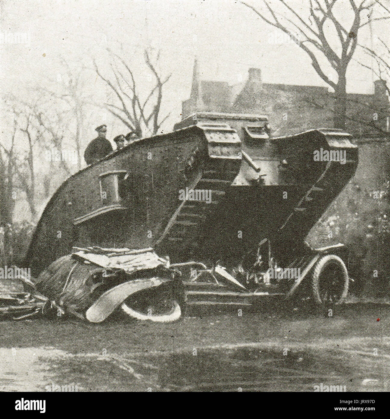 Ww1 tank hi-res stock photography and images - Alamy