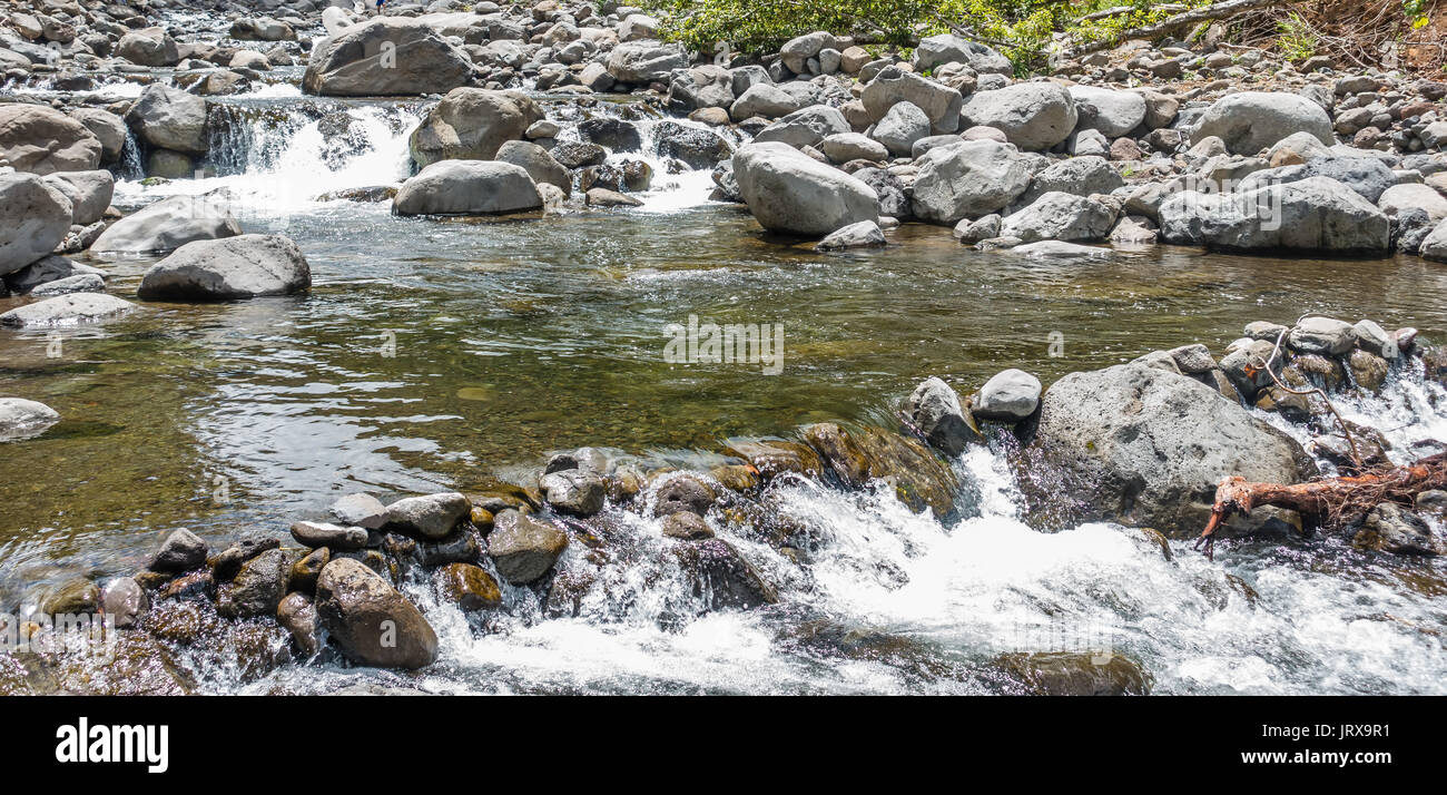 A view of the Iao River and a pool on Maui, Hawaii Stock Photo - Alamy