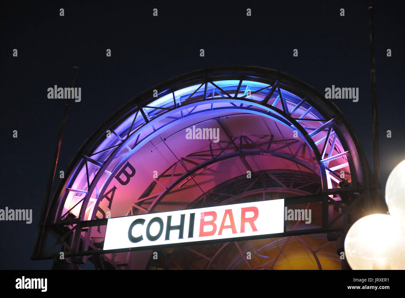 Darling harbour sign hi-res stock photography and images - Alamy