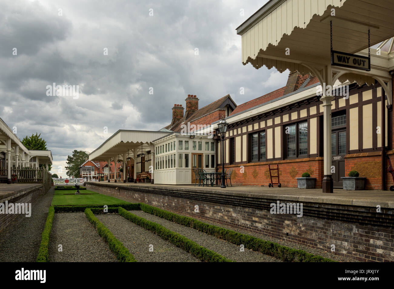 Wolferton station hi-res stock photography and images - Alamy