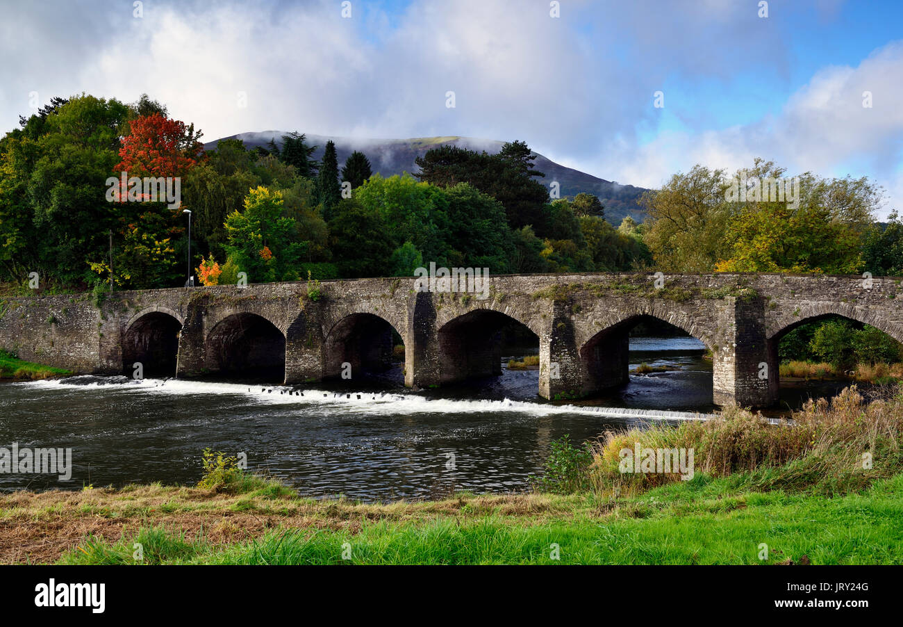 Bridge over the River Usk at Abergavenny Stock Photo - Alamy
