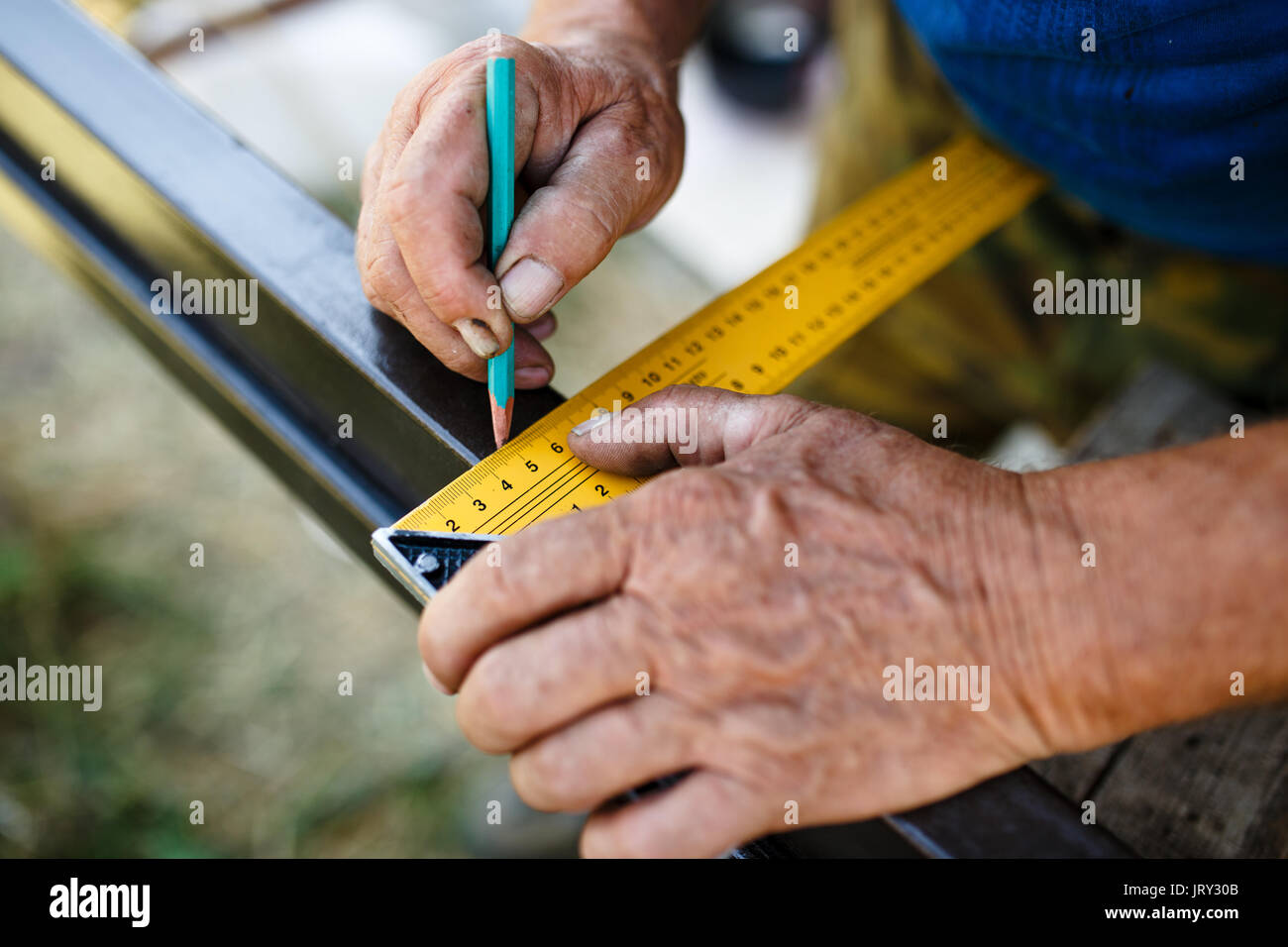 Work measurement hi-res stock photography and images - Alamy