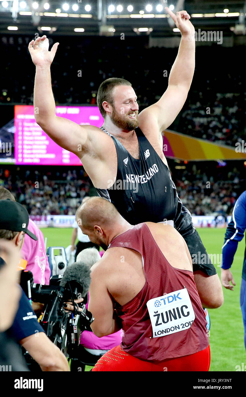 New Zealand's Tom Walsh celebrates winning gold in the Men's Shot Put ...